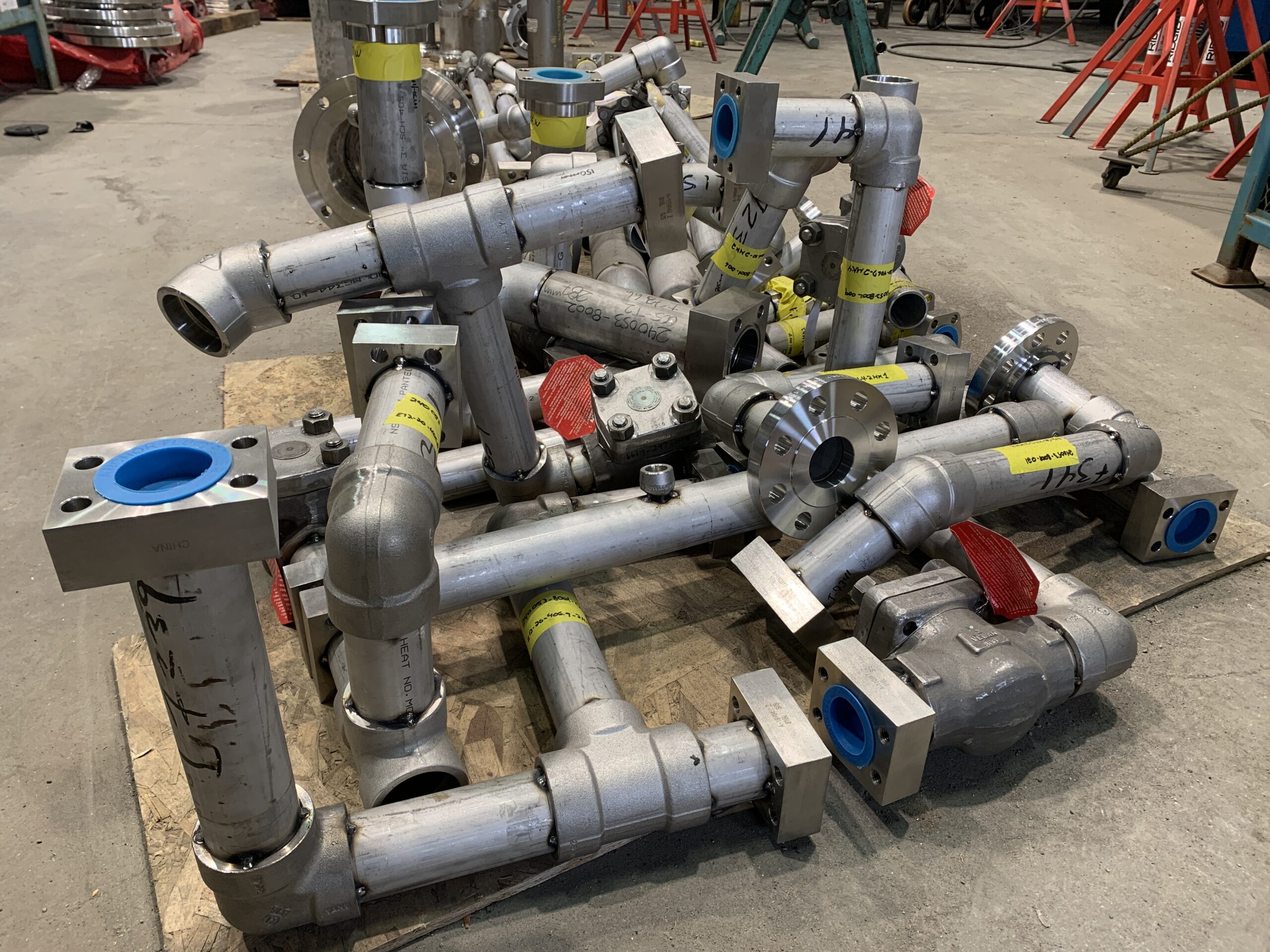 Fabrication de tuyauterie pour la centrale Bersimis-2 - Alco TMI